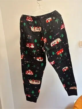 Old Navy | Intimates & Sleepwear | Old Navy Holiday Pajama Set With Red ...
